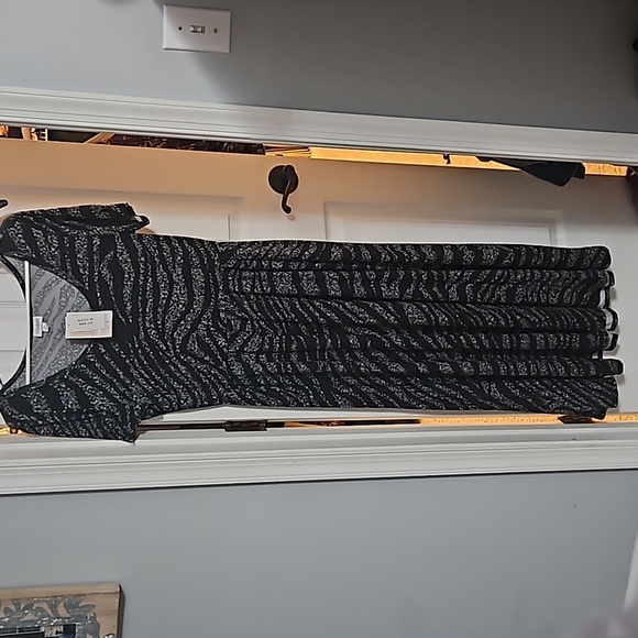 LuLaRoe | Dresses | Nwt Lularoe Medium Riley | Poshmark